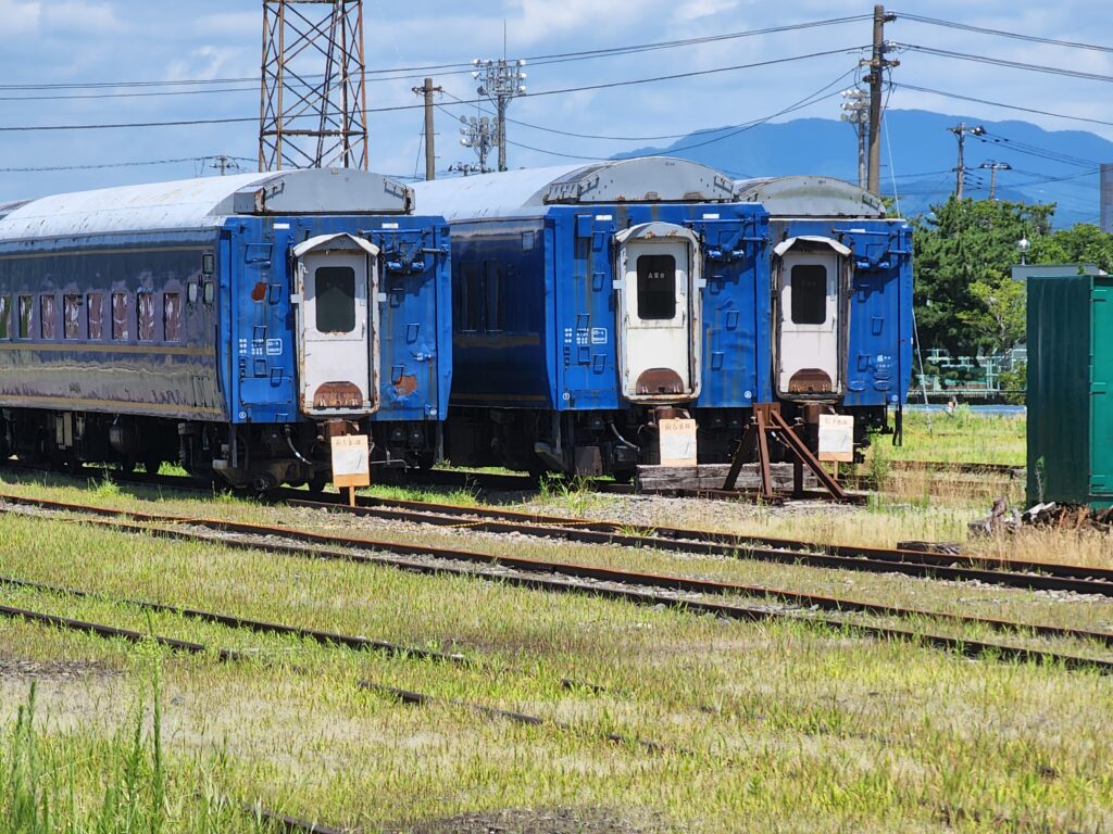24系 | Japan-Railway.com